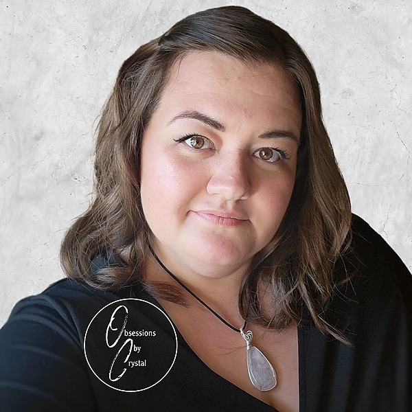 Crystal | Twitter, Instagram, Facebook, TikTok | Linktree