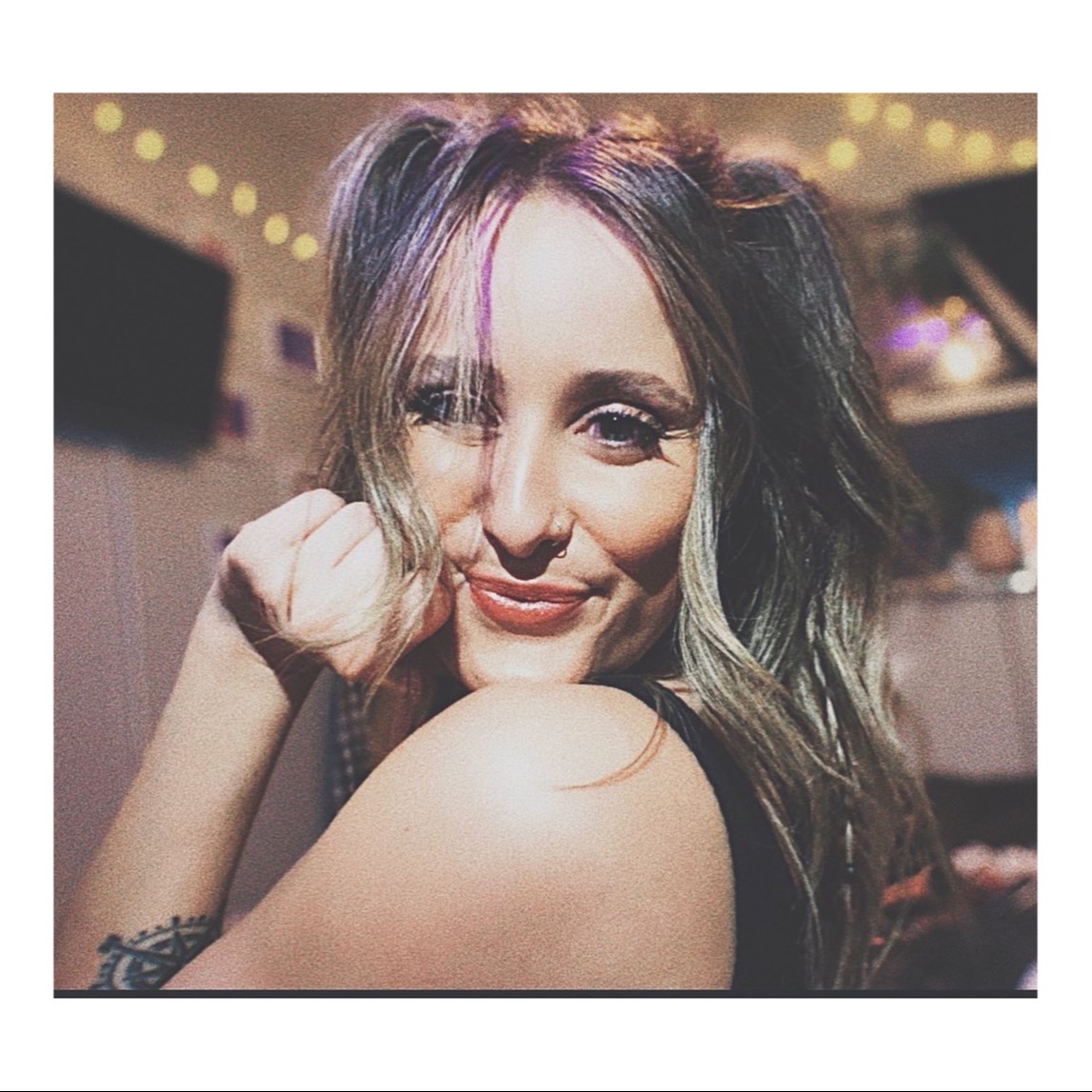 _indigo_moon11 - Listen on YouTube, Spotify - Linktree