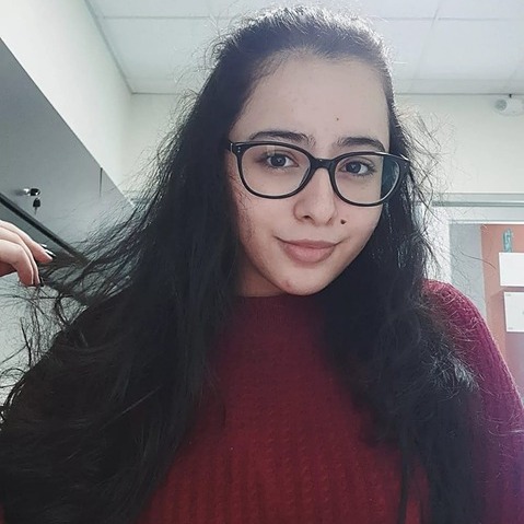 Anna | Twitter, Instagram, Twitch | Linktree