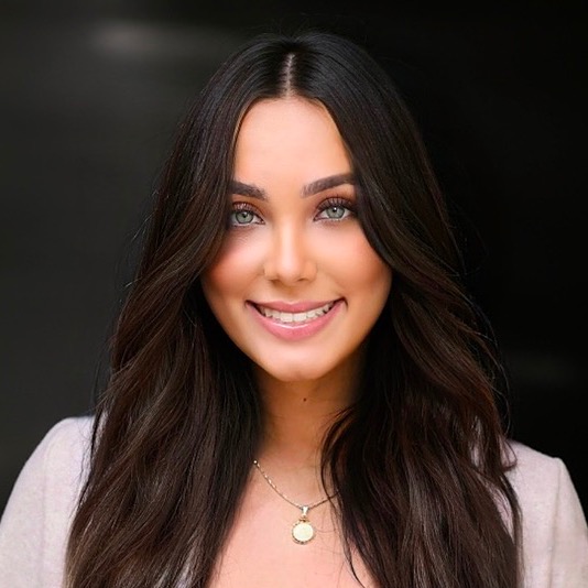 Taylor Colwell | Instagram, Facebook, TikTok | Linktree