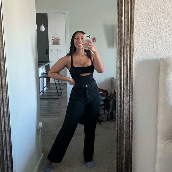 Hi I’m Andrea 📦🤍👟👜👡 | Linktree