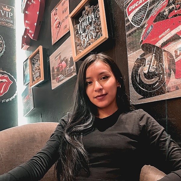 Clara Luz Castro | Instagram, TikTok | Linktree