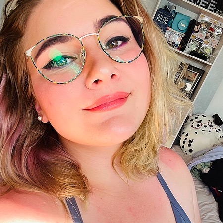 Hi, My name is Laycee! | Instagram, TikTok, Twitch | Linktree