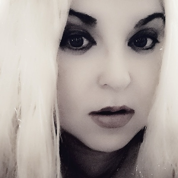 Dancingkitten | Twitter, Instagram, TikTok, Twitch | Linktree