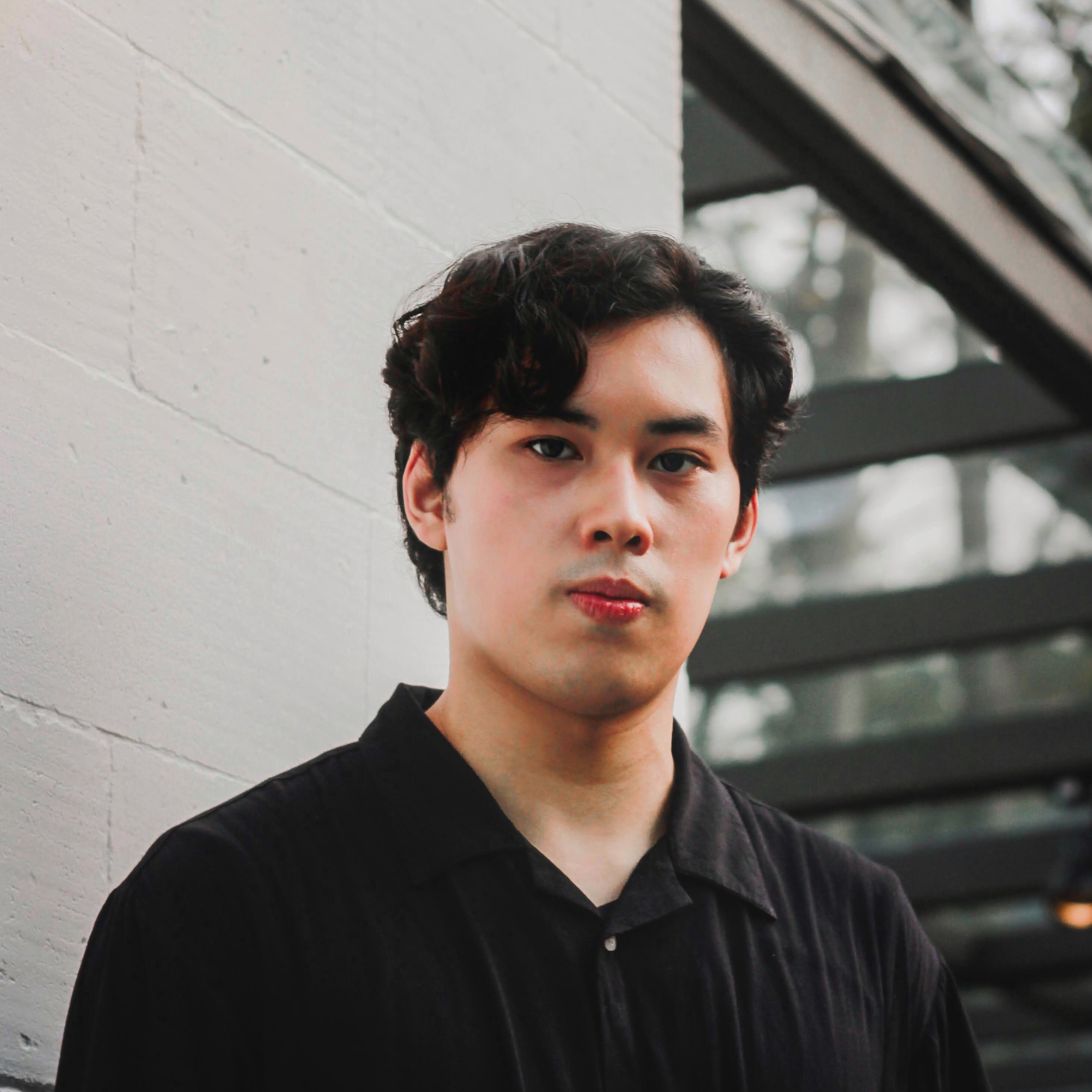 Bryan Jonathan | Twitter, Instagram, TikTok | Linktree