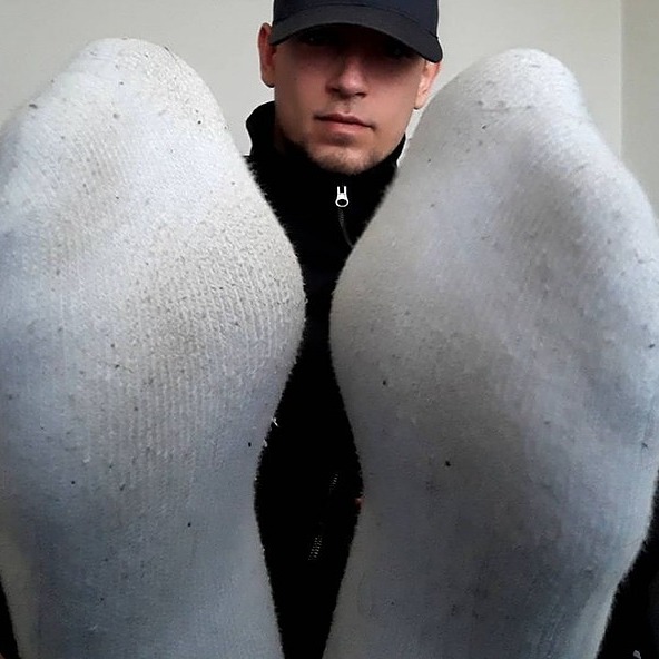 domminded | Twitter, Instagram | Linktree