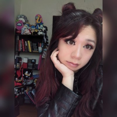 Mia Largo | Twitter, Instagram | Linktree