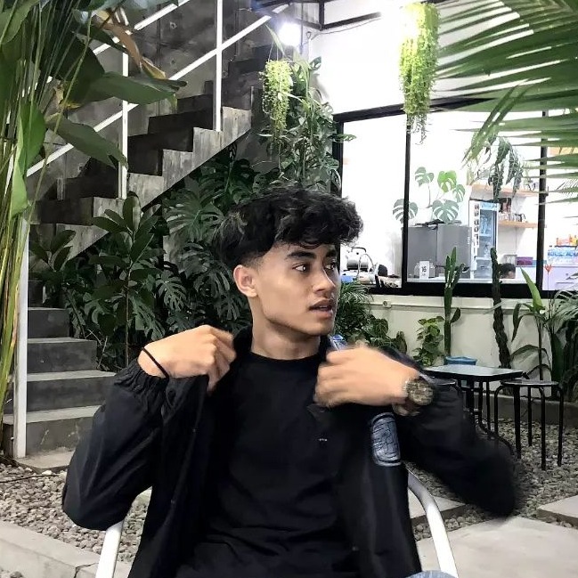 rey | Instagram, TikTok | Linktree