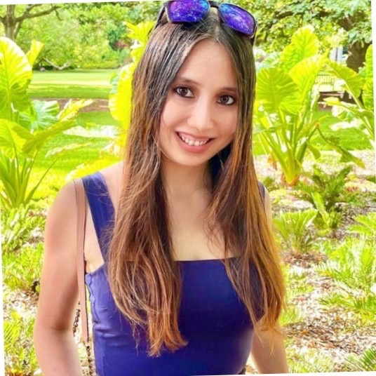 Linda Vella | Twitter, Instagram, Facebook, TikTok | Linktree