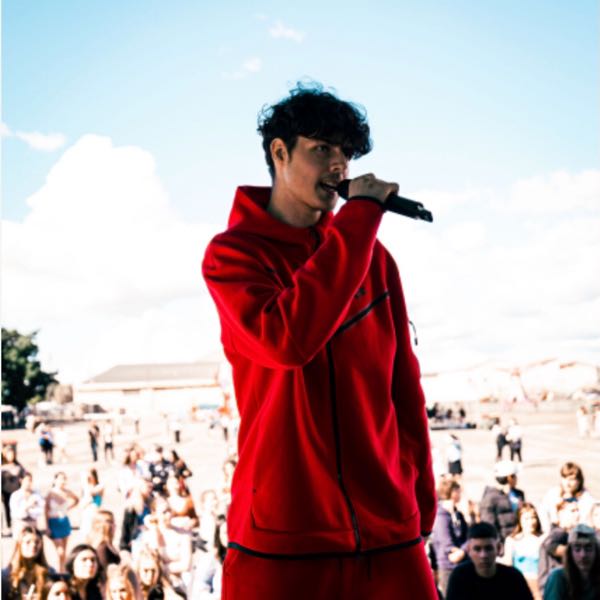 Chill BNE - Listen on Spotify - Linktree