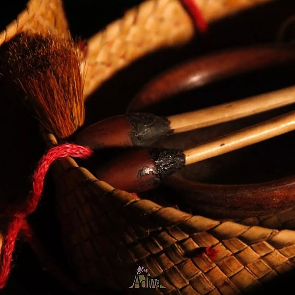 Rafael Meneses | Adiwa Co. | Instagram, Facebook | Linktree