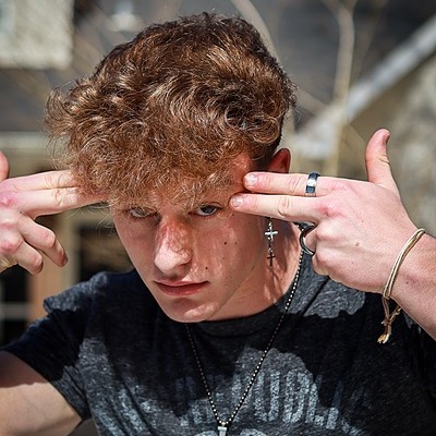 Garrett Sampson | Twitter, Instagram, TikTok, Twitch | Linktree