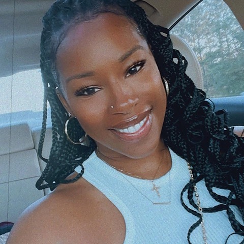 fitlike_crys | Instagram, TikTok | Linktree