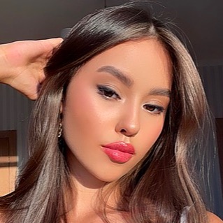 Amira Khay | Instagram, TikTok | Linktree