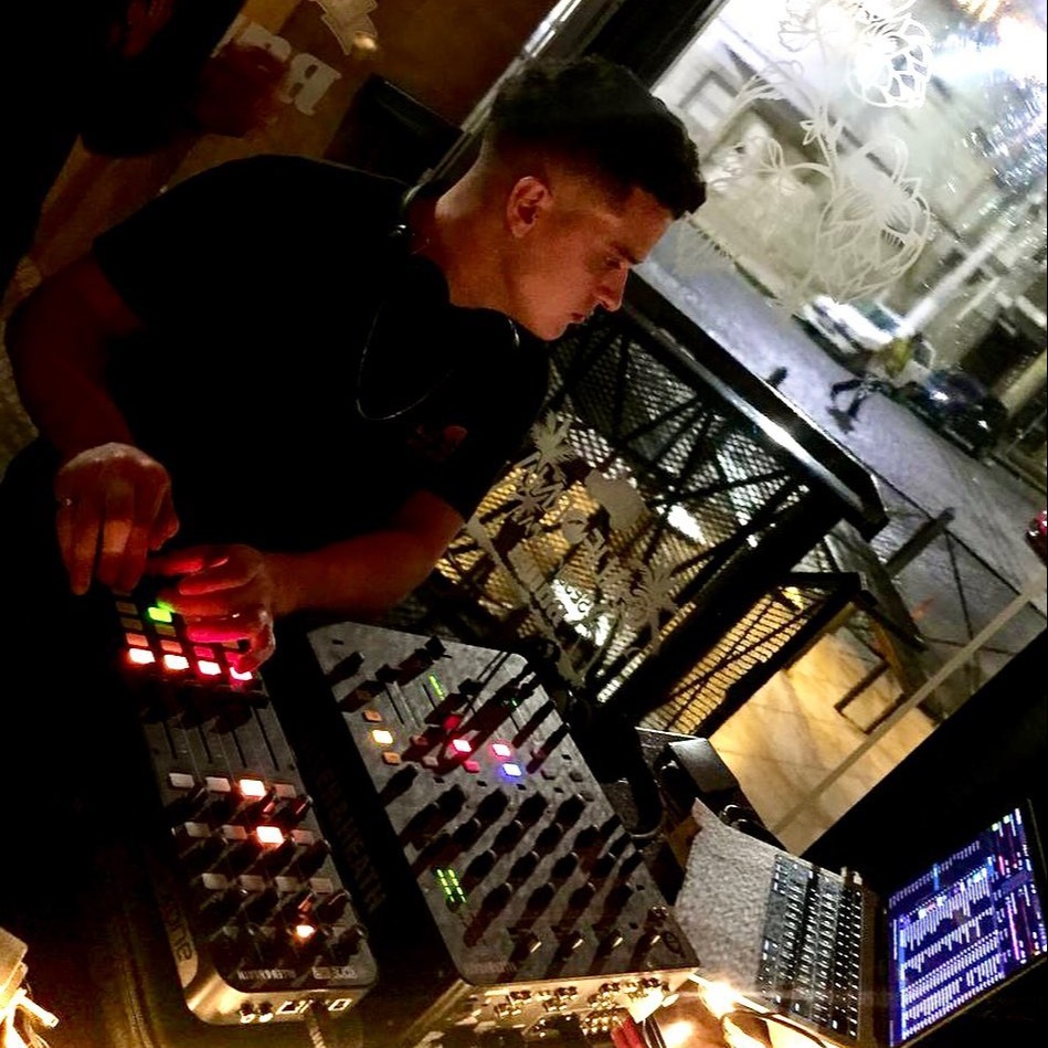 DJ Seba Chaves | Instagram | Linktree