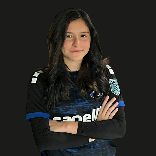 Carolina Flores | Goalkeeper | Twitter, Instagram | Linktree