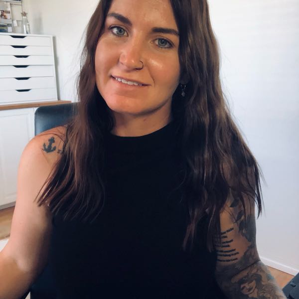 𝙲𝚘𝚞𝚛𝚝𝚗𝚎𝚢 𝙹𝚊𝚗𝚎 | Instagram | Linktree