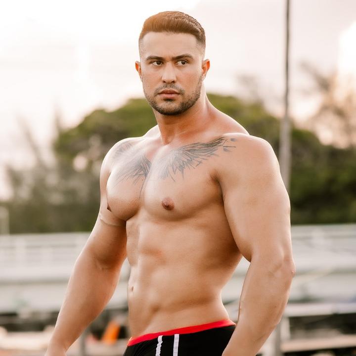 Roni Pereira | Instagram, TikTok | Linktree