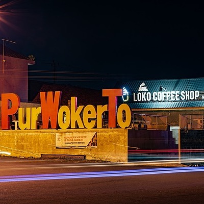 lokocafe | Instagram, Facebook | Linktree