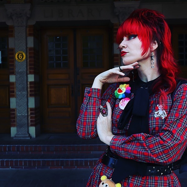 Kayla Kitsune | Twitter, Instagram, TikTok, Twitch | Linktree