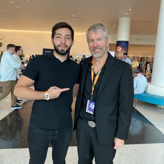 Dan Fuentes | Twitter, Instagram, TikTok | Linktree