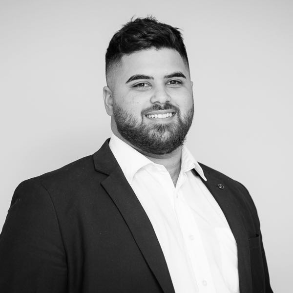 Navid Heshmati | Instagram, Facebook | Linktree