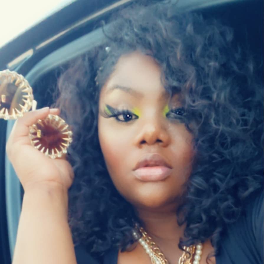 Summerlucille | Twitter, Instagram, Facebook, TikTok | Linktree