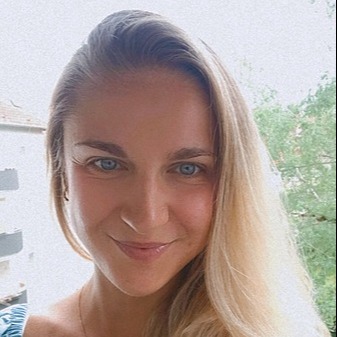 Julia Zeitler | Instagram, Facebook | Linktree