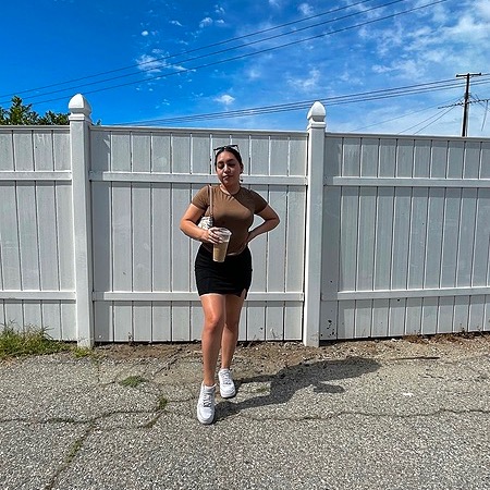 Daniela Miranda - Listen on YouTube, Spotify - Linktree