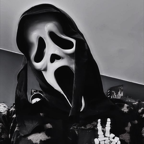 𝐆𝐇𝐎𝐒𝐓𝐅𝐀𝐂𝐄 | Instagram, TikTok | Linktree