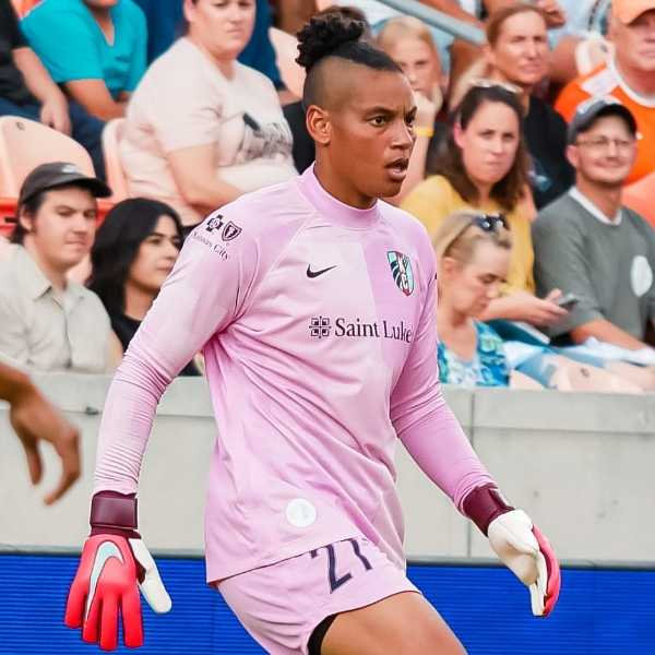 AD Franch | Twitter, Instagram, Facebook | Linktree