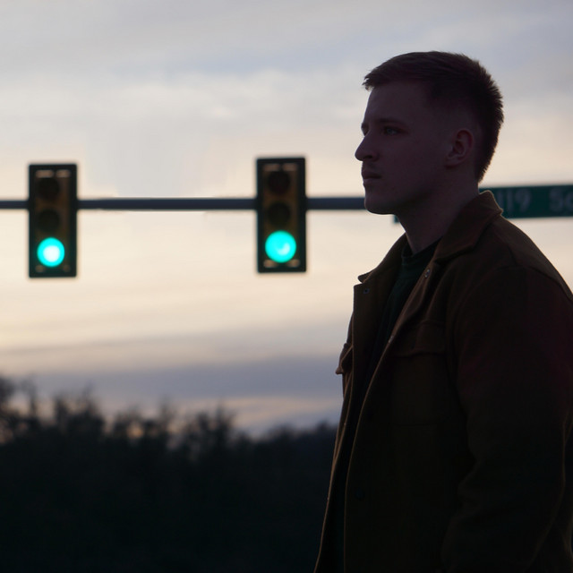 Max Alan | Instagram, Facebook | Linktree