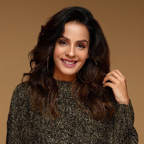 SIMAR KAUR (SINGER) | Instagram, Facebook | Linktree