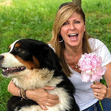 Kelly Lehman Garden Influencer - Listen on YouTube, Spotify - Linktree