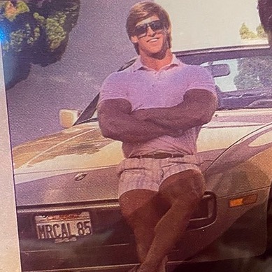 Tom Touchstone | Twitter, Instagram, YouTube, Spotify | Linktree