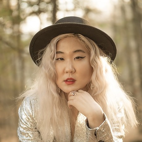 Grace Kelly | Instagram, TikTok | Linktree