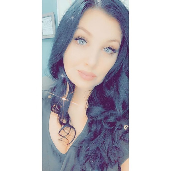 Your Agent Nicole | Instagram, Facebook | Linktree