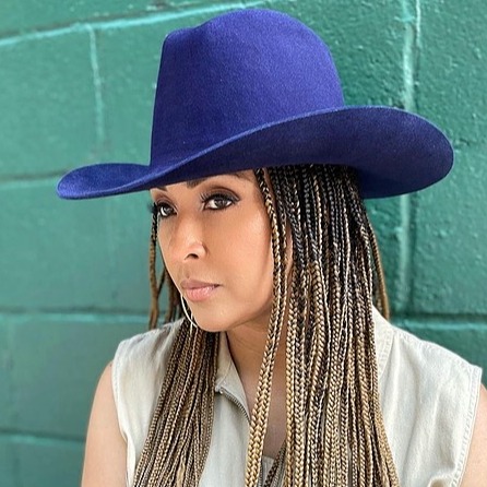 Debbie Lorenzo | Instagram | Linktree