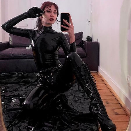 @missveraviolette | Linktree