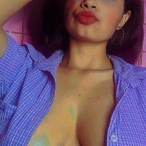 👑 Reina fantasy 💋 | Twitter, Instagram, TikTok | Linktree