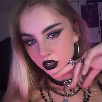 grace lyra | Twitter, Instagram, TikTok, Twitch | Linktree