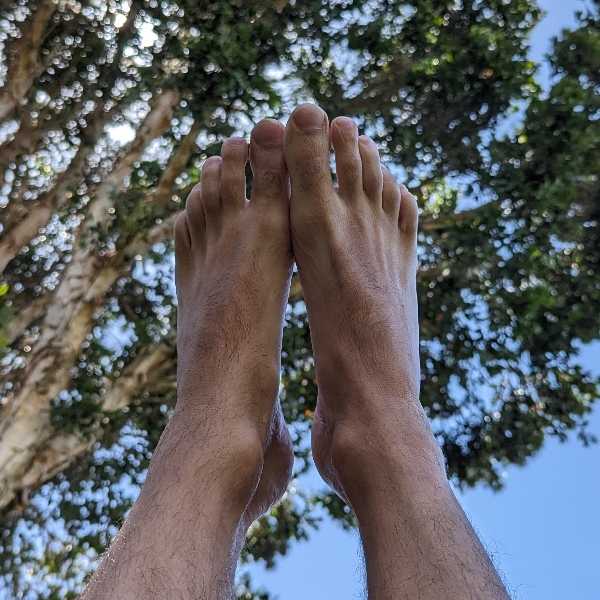 Feet Nine Five Twitter Instagram Linktree