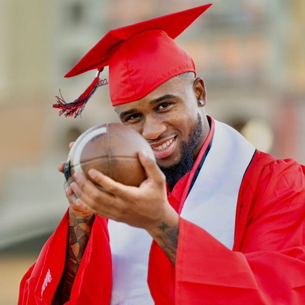 Marcus Phillips Jr. | Twitter, Instagram, Twitch | Linktree