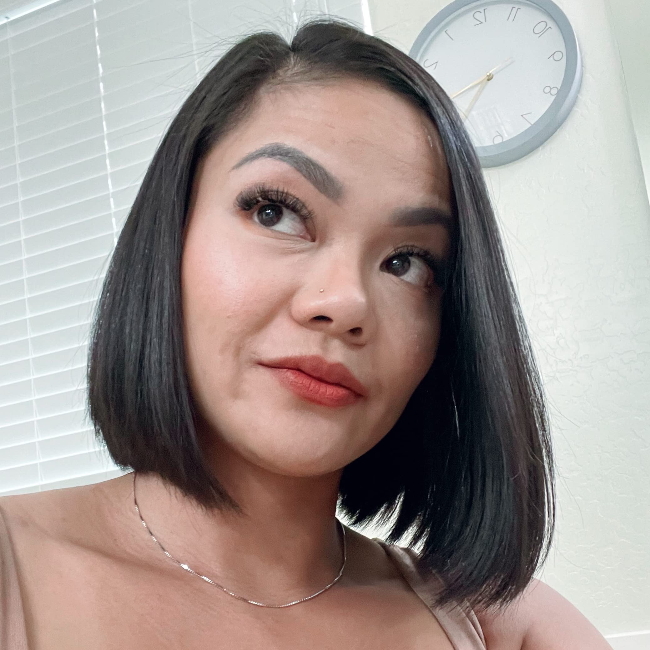 MIA | Instagram, Facebook, TikTok | Linktree