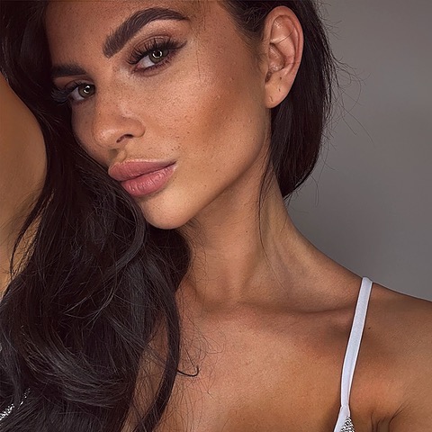 Larissa - Find Larissa Onlyfans - Linktree