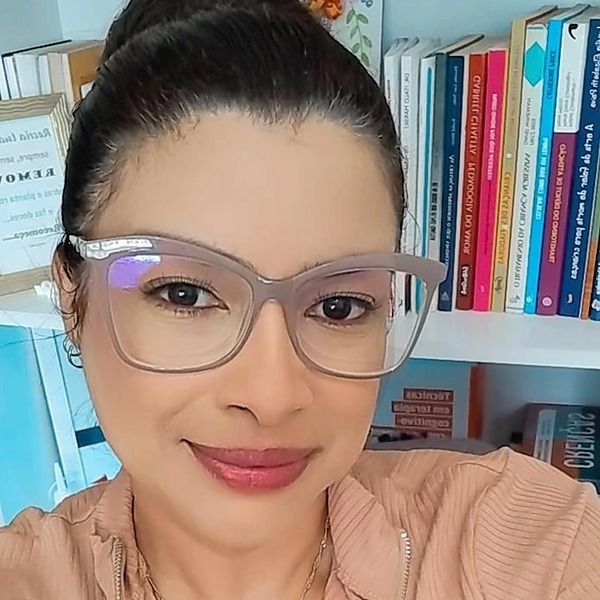 Maria Elane Aires | Instagram, Facebook | Linktree