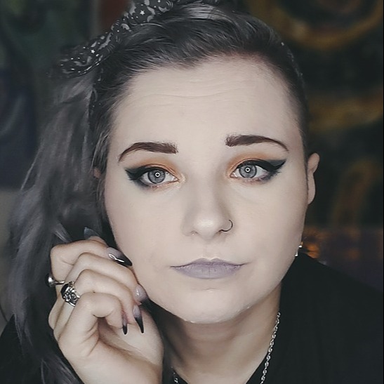 Kitty Cass | Instagram, Facebook | Linktree