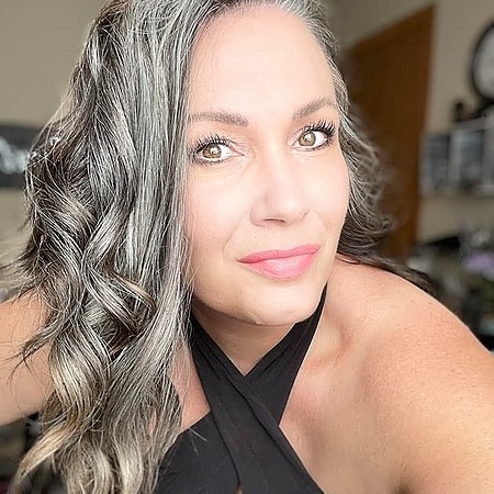 lisa.simmons | Instagram, Facebook, TikTok | Linktree