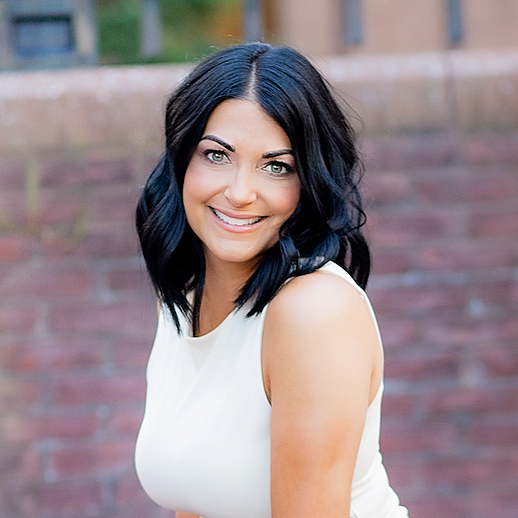 Amy Bartolucci | Instagram, Facebook | Linktree