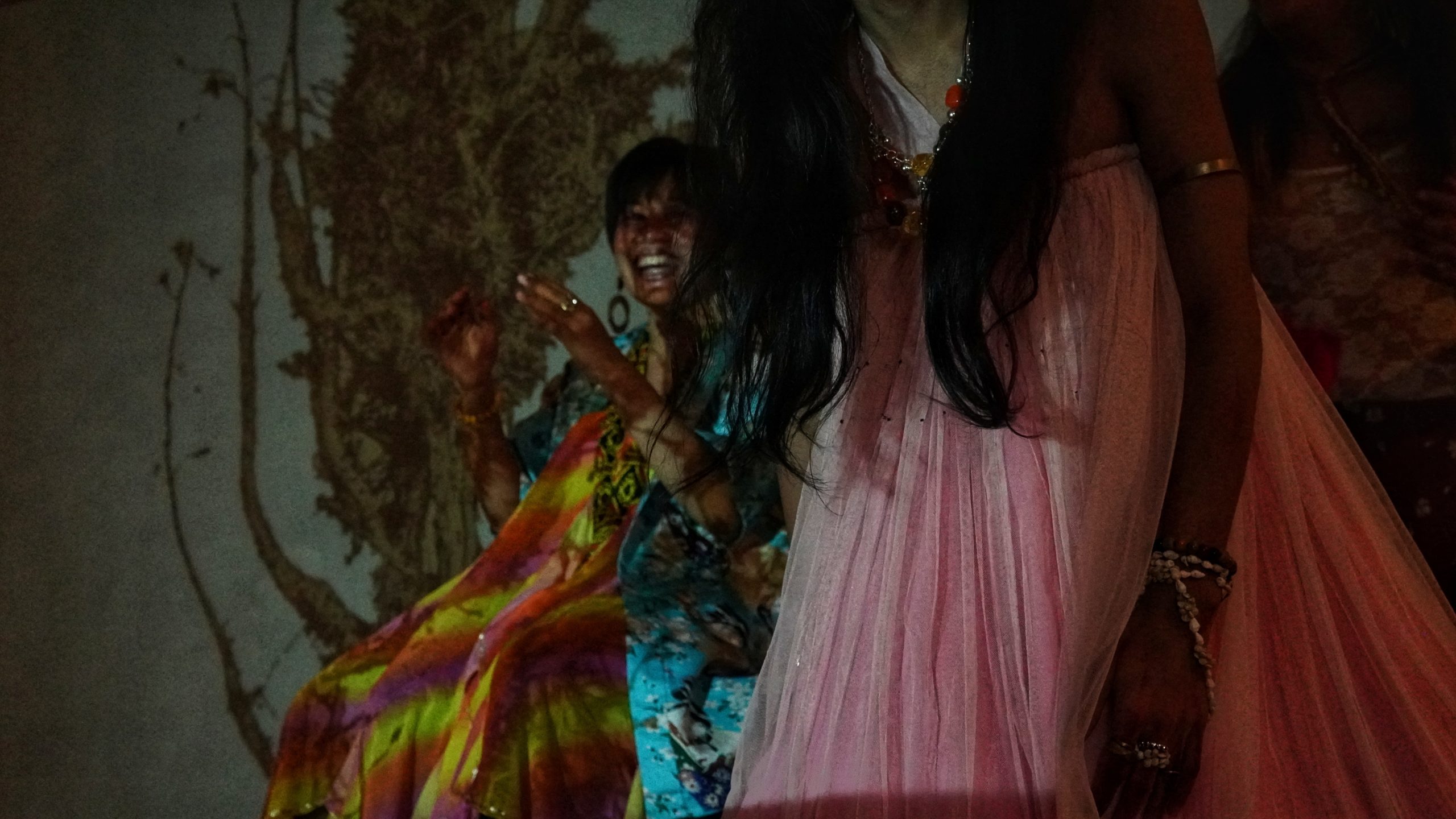 Magiliw | Instagram, Facebook | Linktree